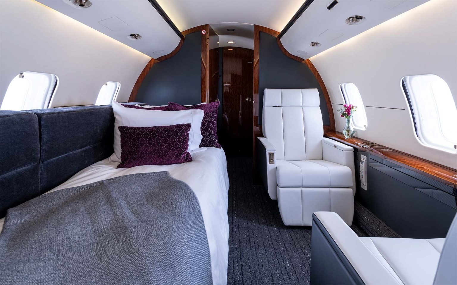 Bombardier Global Express for Jet Charter | Clay Lacy Aviation