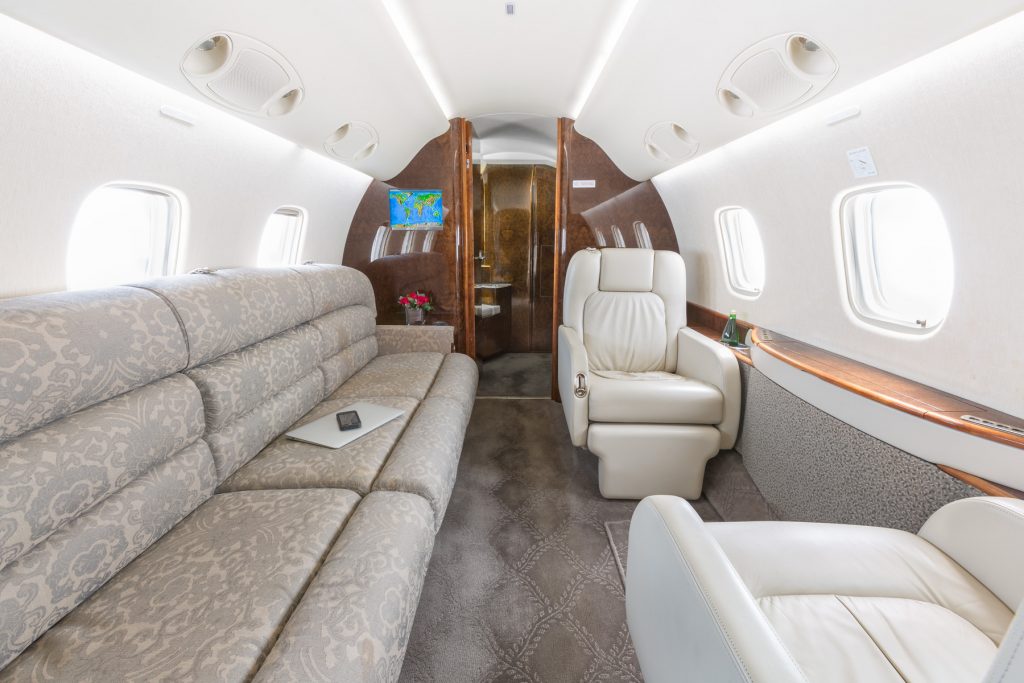 Embraer Legacy 600 - N900EM | Clay Lacy Aviation