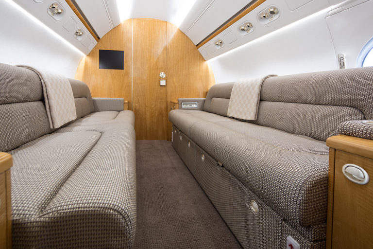 Gulfstream G550 N173NY for Jet Charter | Clay Lacy Aviation