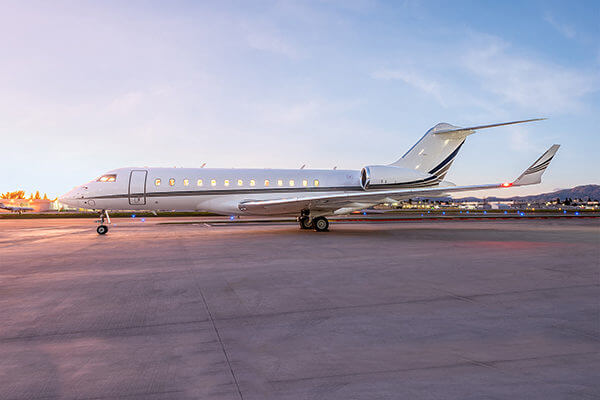 Private Jet Fleet: Gulfstream, Embraer, Dassault | Clay Lacy Aviation