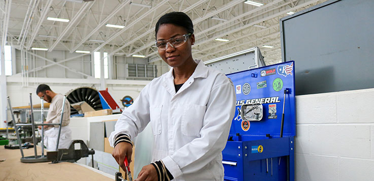 Clay Lacy Foundation: Mechanic & Professional Pilot Scholarship | Clay ...