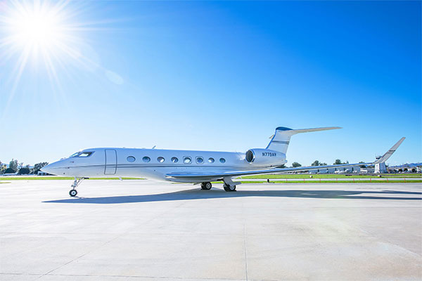 Private Jet Fleet: Gulfstream, Embraer, Dassault | Clay Lacy Aviation