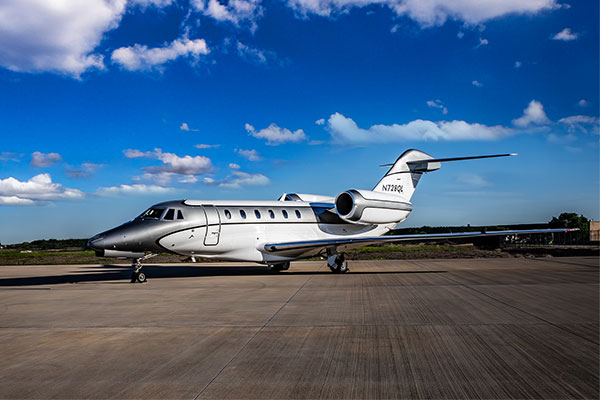 Private Jet Fleet: Gulfstream, Embraer, Dassault | Clay Lacy Aviation