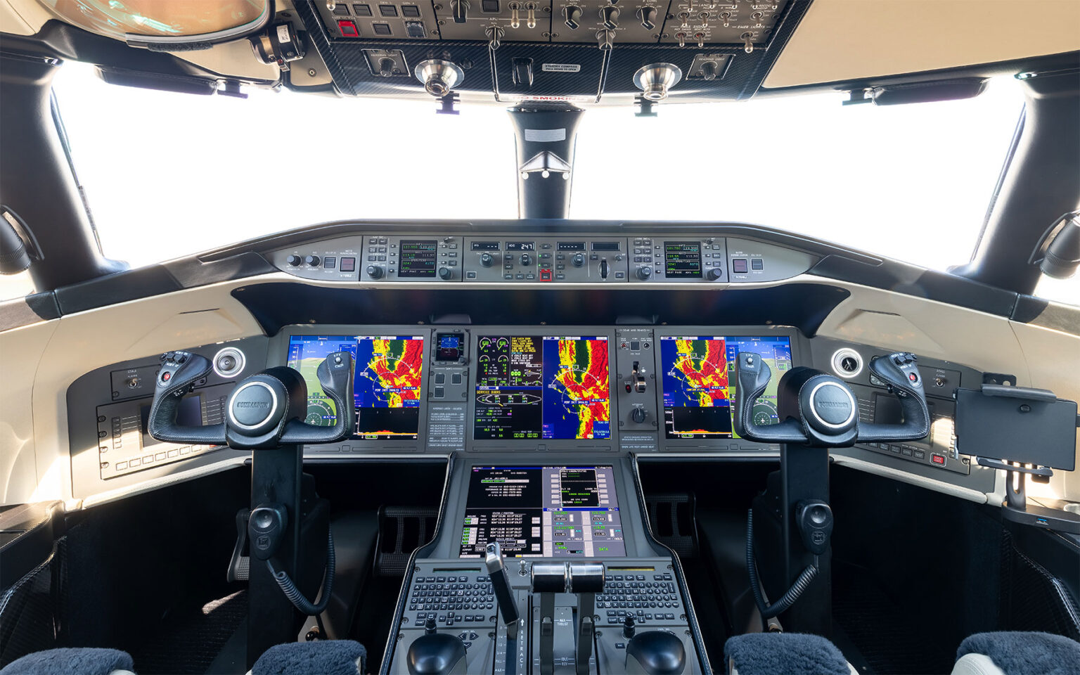 Bombardier Global 6500 for Jet Charter | Clay Lacy Aviation